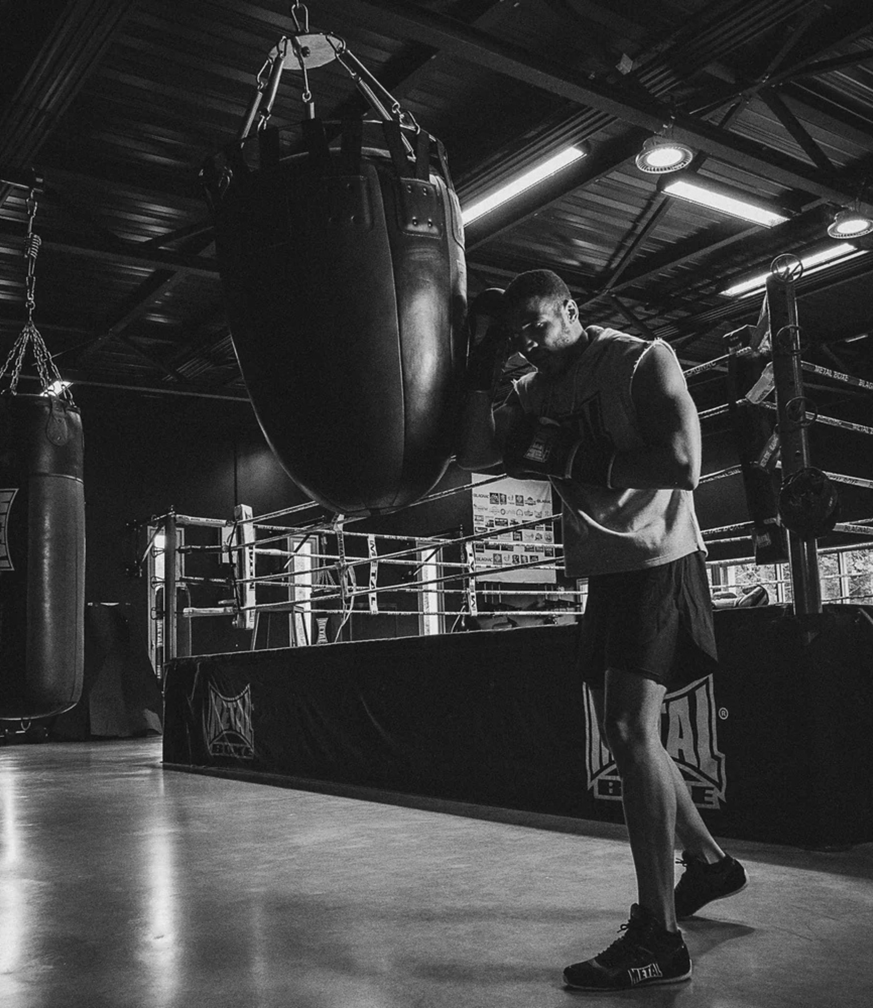 Metal Boxe: A História de uma Paixão Francesa pelos Desportos de Combate